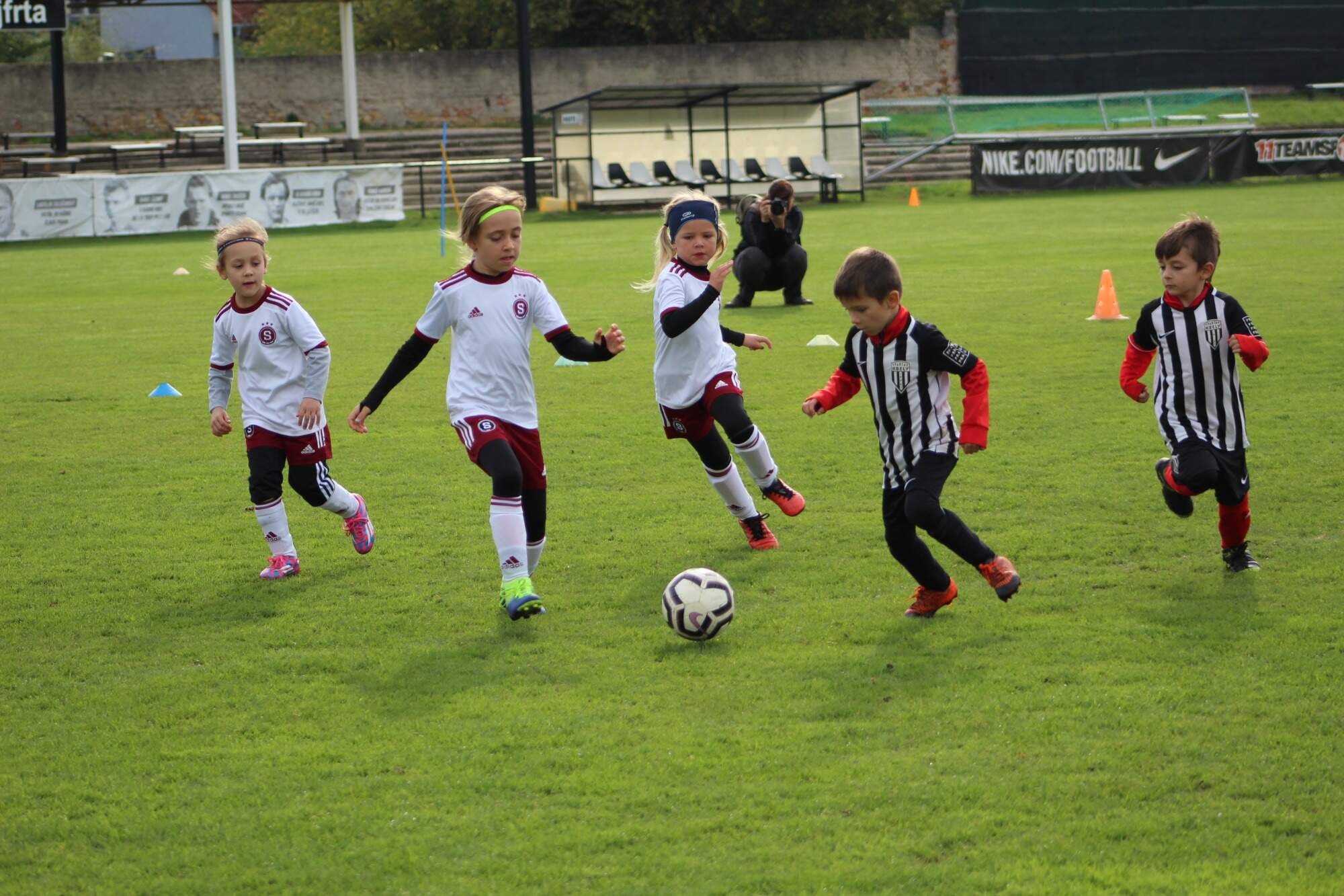 WU9: Turnaje Ministar v Hrdlořezích a ve Kbelích | sparta.cz