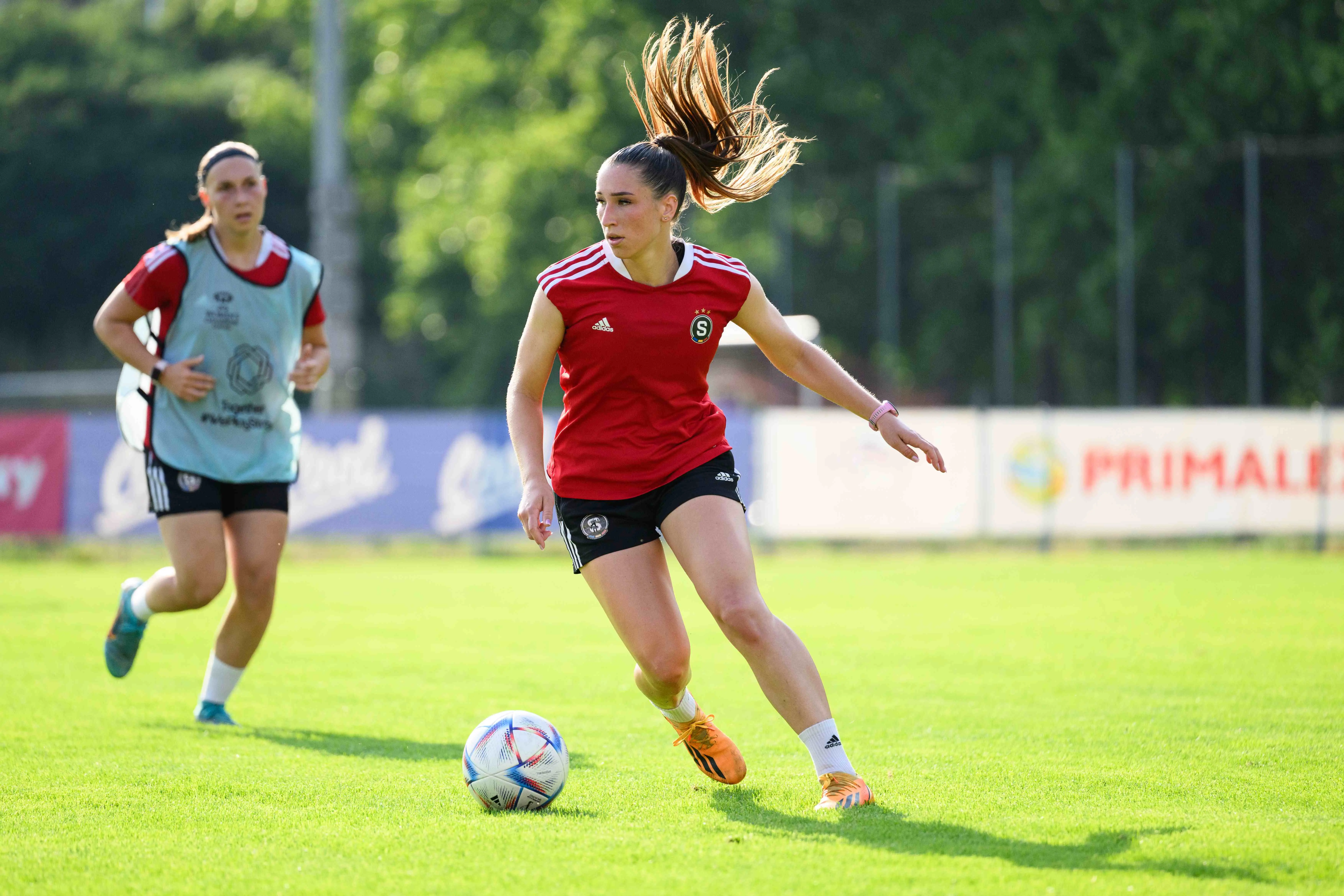Sparťanky zahájily letní přípravu | sparta.cz