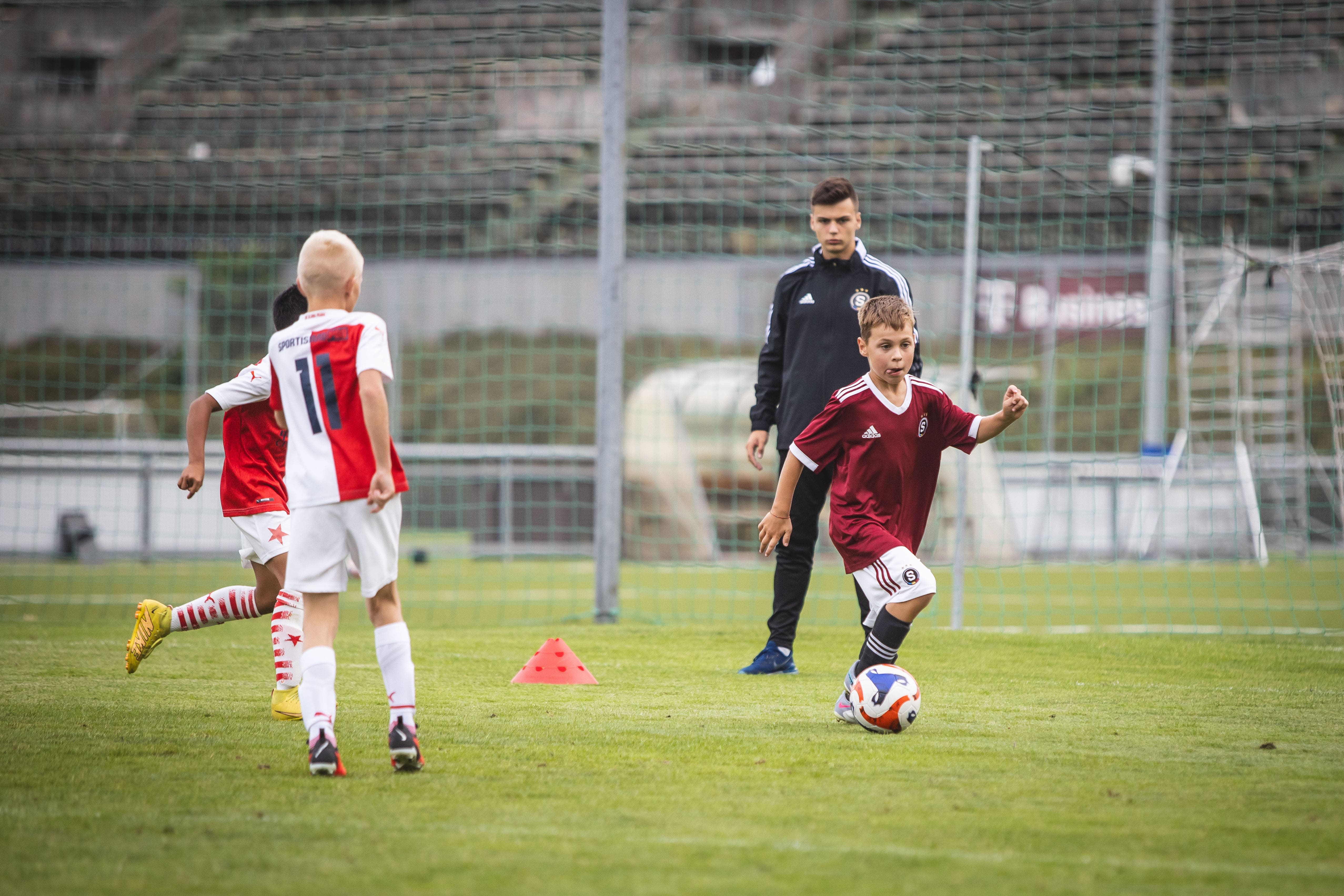 Akademie rozběhla projekt Trenér junior | sparta.cz