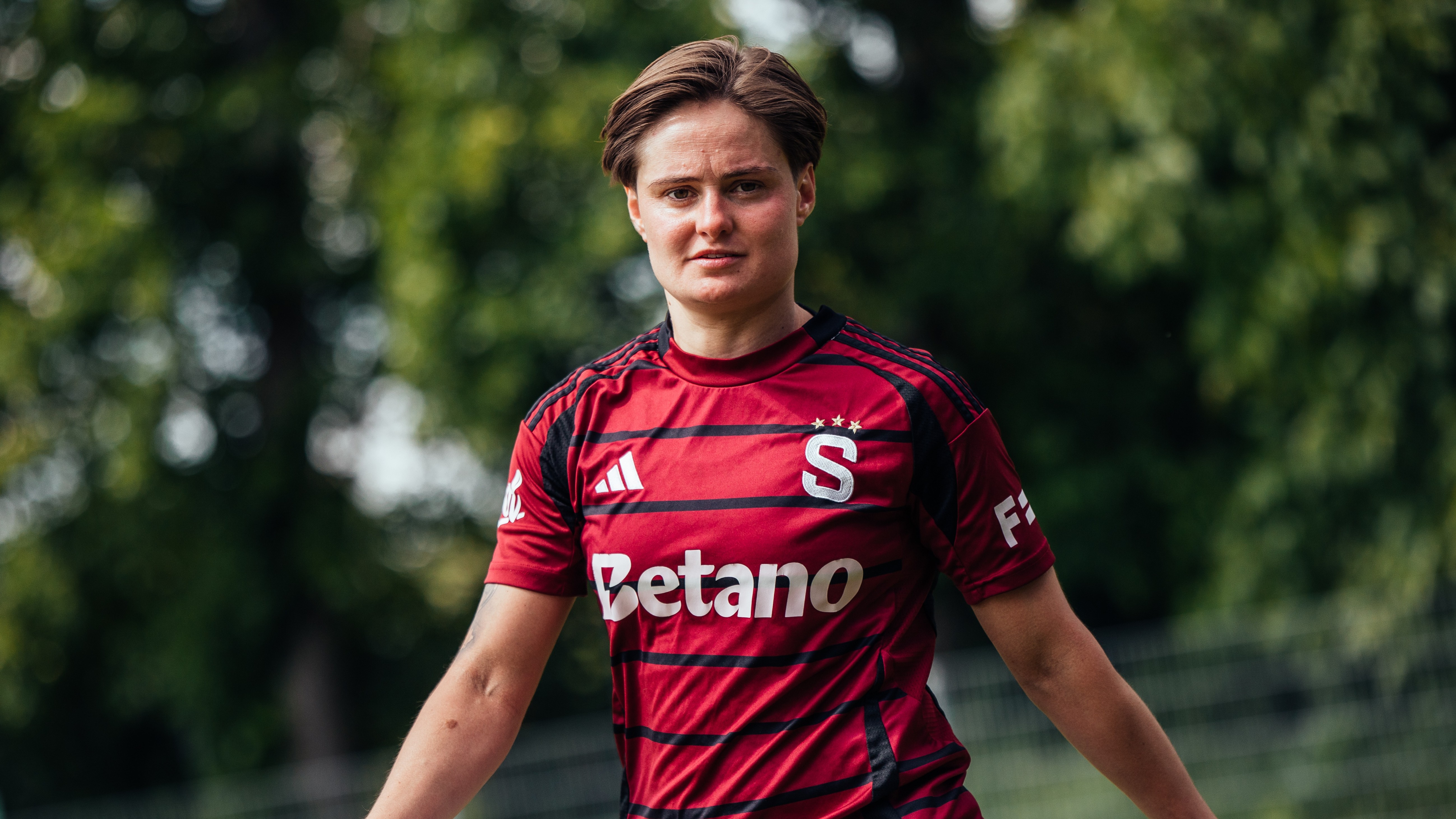 Ema Paljevic odchází ze Sparty | sparta.cz